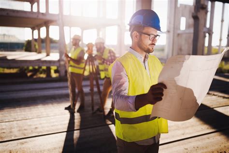 Дистанционни курсове по ЗБУТ и БЗР Онлайн обучение по Здравословни и