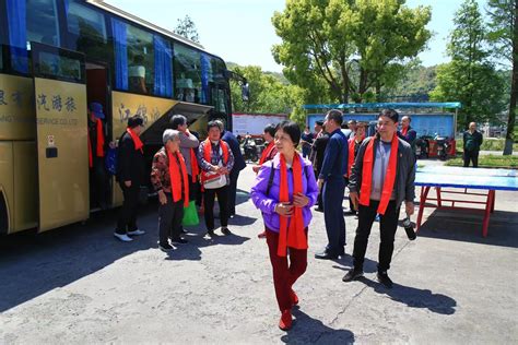 宁波及周边地区夏氏宗亲代表赴舟山市定海区双桥街道共贺南山夏氏宗祠重建峻工庆典 各地动态 宗亲活动 夏氏宗亲网 夏氏宗亲论坛