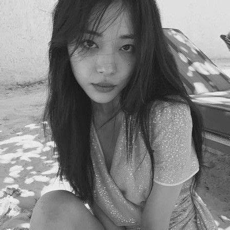 Pin by ㅤ on p Sulli Rosé photoshoot Pretty angel