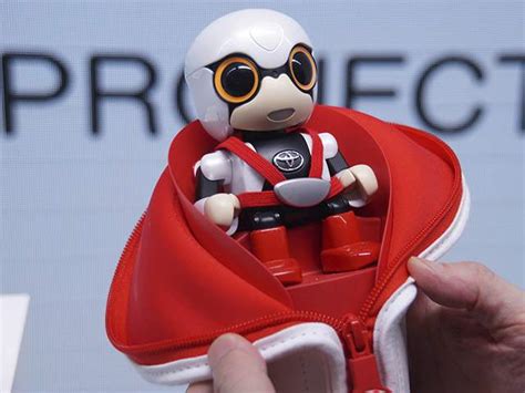 Kirobo Mini El Robot De 10 Centímetros De Toyota Que Hace Las Veces De