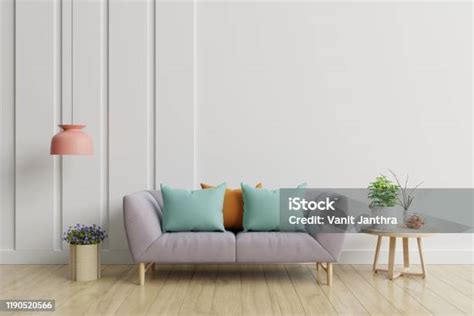 소파와 식물현대 거실 인테리어 램프 흰색 벽 배경에 테이블 0명에 대한 스톡 사진 및 기타 이미지 0명 가구 개념 Istock