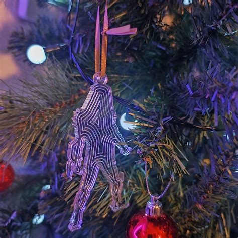 Predator Tree Topper Etsy