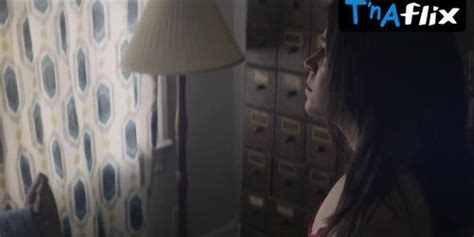 Abbi Jacobson Underwear Scene In 6 Balloons