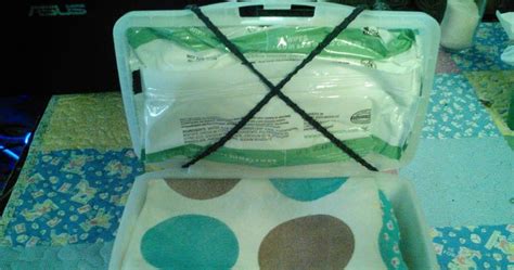 Diaper Bags Are Full Of Crap Heres Why You Dont Need One Mommyish