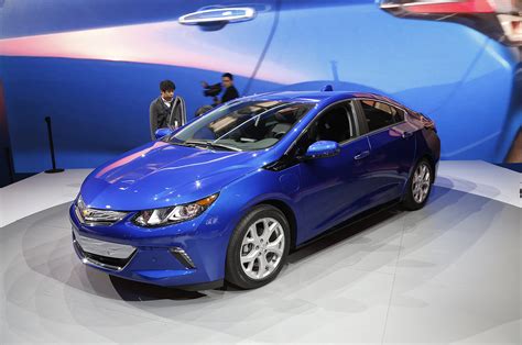 2015 Chevrolet Volt Unveiled In Detroit Autocar