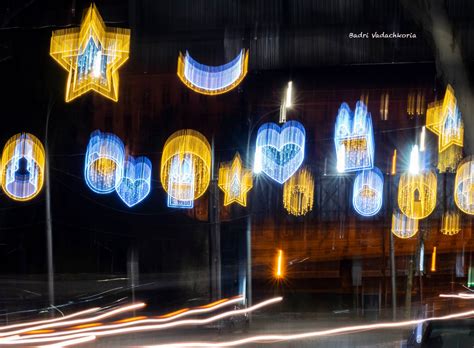 საახალწლოდ მორთული თბილისი ფოტოები ცენტრალური ქუჩებიდან Kvira Ge