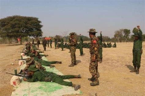 တနင်္သာရီတိုင်းတွင် စစ်မူထမ်းရမည့် လူငယ်များကို စာရင်းစကောက် Bur