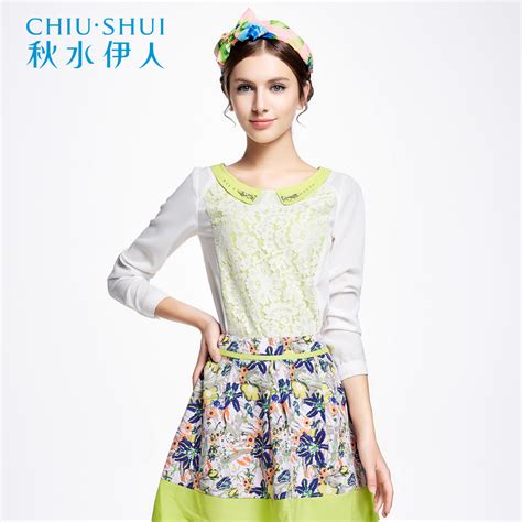 秋水伊人2015春装新款女装时尚撞色拼接镂空长袖上衣 秋水伊人官方旗舰店