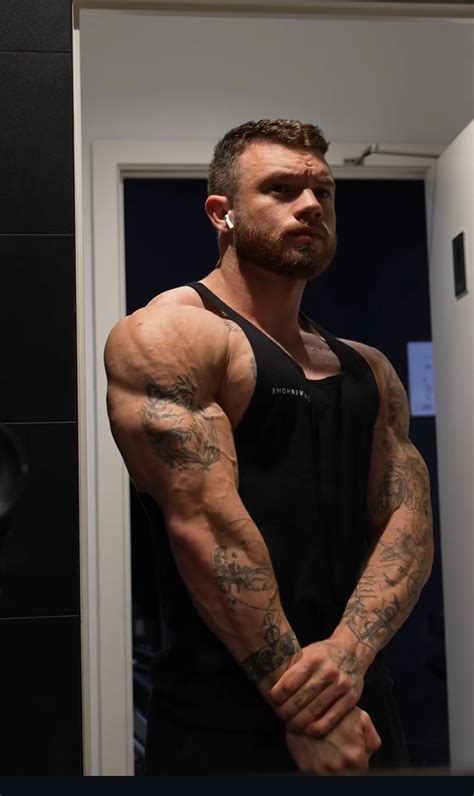 Hyper Masculine Muscle Monsters Hypermusclemonster Tumblr Blog Tumlook