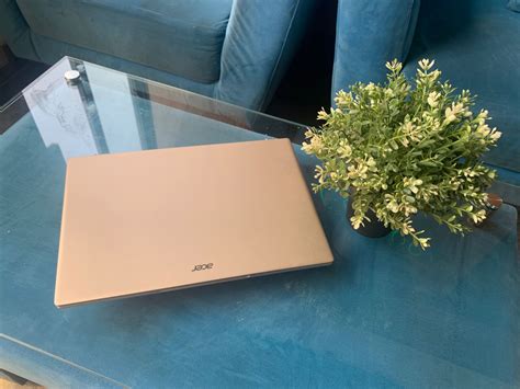 Review Acer Swift 3 OLED SF314 71 Laptop Ringkas Bertenaga Visual Memukau