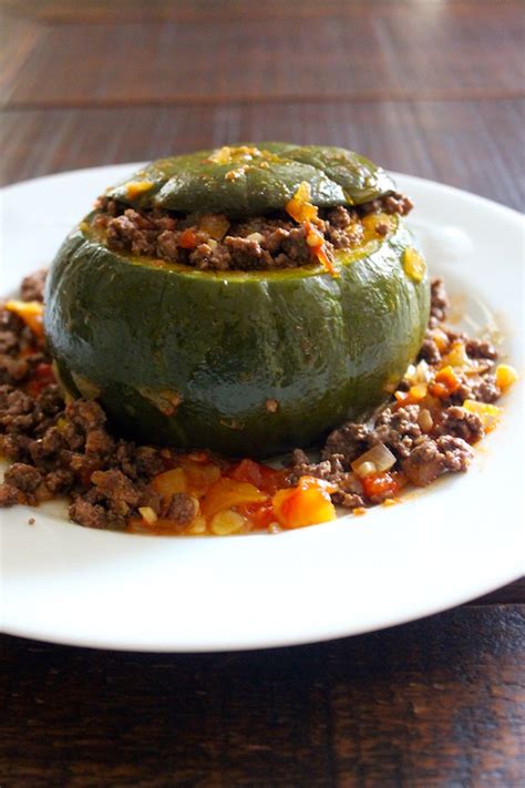 Abobrinha Recheada Com Carne Moída Saborosa Viagem