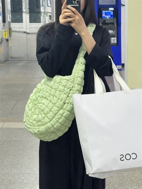 🌈 Cos 코스 퀼티드백 팝업스토어 생생 체험후기인내심테스트 체력테스트 네이버 블로그