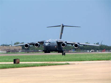 C 17 Tactical Approach Thrust Reversers Deployed In Flight General