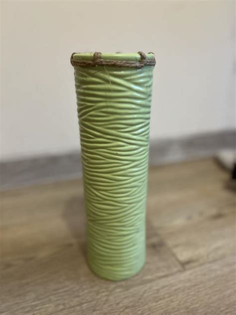 Ваза — ціна 50 грн у каталозі Вази Купити товари для дому та побуту за доступною ціною на Шафі