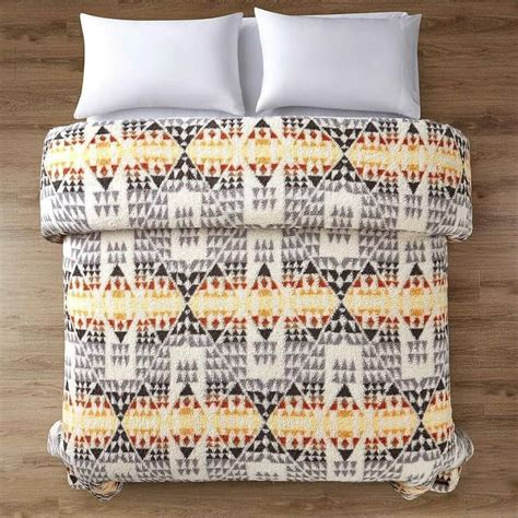 Padrao Pendleton Rustic Wrap Crochet Pattern By 10 Hours Or Less