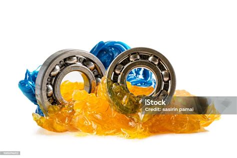 흰색 배경에 분리 된 자동차 및 산업용 그리스 리튬 기계 윤활기능이있는 볼 베어링 스테인레스 0명에 대한 스톡 사진 및 기타 이미지 Istock