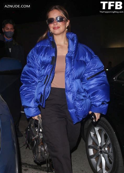 Addison Rae Shows Some Skin On Her Way Into Craig Aznude