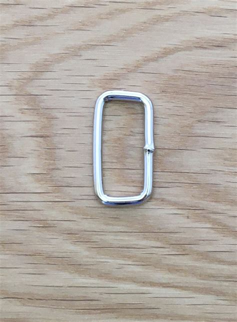 20mm 34″ Welded Rectangle Wire Loops Nickel Plated