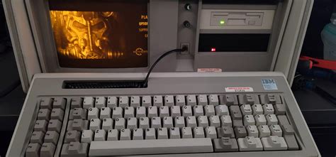 fallout 4 on an ibm portable crt r crtgaming