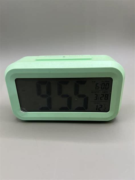 Электронные настольные часы — цена 350 грн в каталоге Часы Купить