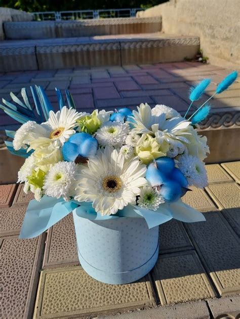 Пин от пользователя Aliana на доске Небольшие цветочные композиции в 2024 г Простые цветочные