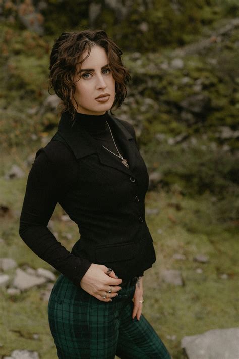 Evie Noir — Rainbow Readers Cruise