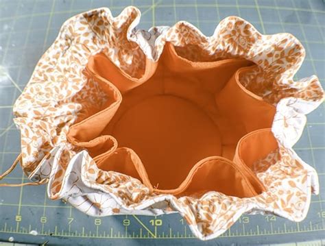 How To Make A Circular Jewelry Pouch Sew Very Crafty