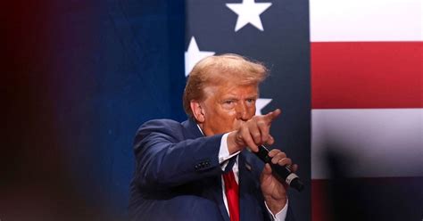 트럼프 이란 핵 시설 먼저 공격해야다른 걱정은 나중에