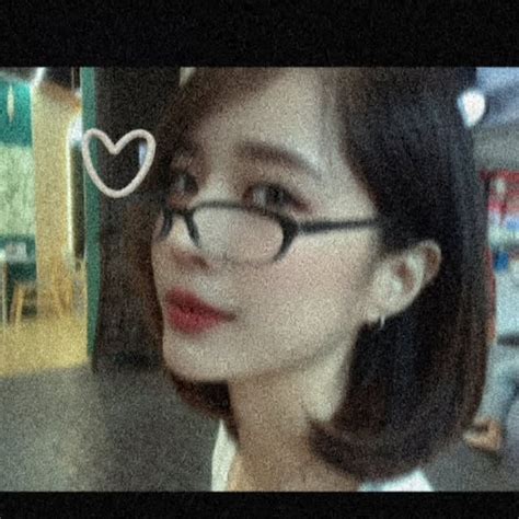 P Thanaporn Polyploy Ploy • Threads Say More