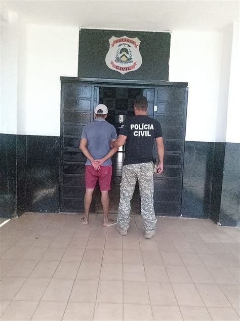 Suspeito De Tentar Matar Jovem Com Golpes De Garrafa E Taco De Sinuca é