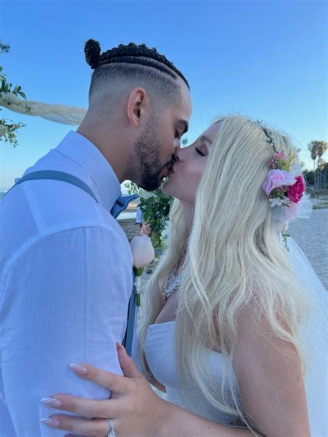 Rob And Sophies 90 Day Fiance Wedding Photos