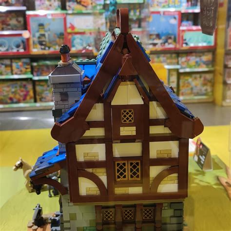 Alle Informationen Lego Mittelalterliche Schmiede 21325 Brick Blog