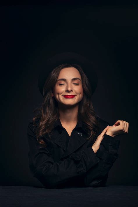 200 Female Model Wallpapers