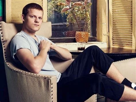 Lucas Hedges Bio Age Height Girlfriend Net Worth Wiki
