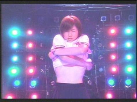 胸に七つの乳首を持つ女がついに本気を出す 写真で一言ボケて bokete ボケて