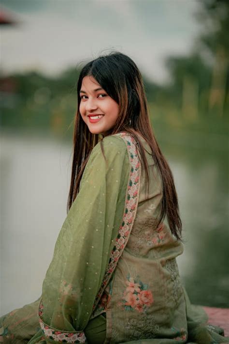 Tamil Beautiful Girl Photos Download The Best Free Tamil Beautiful