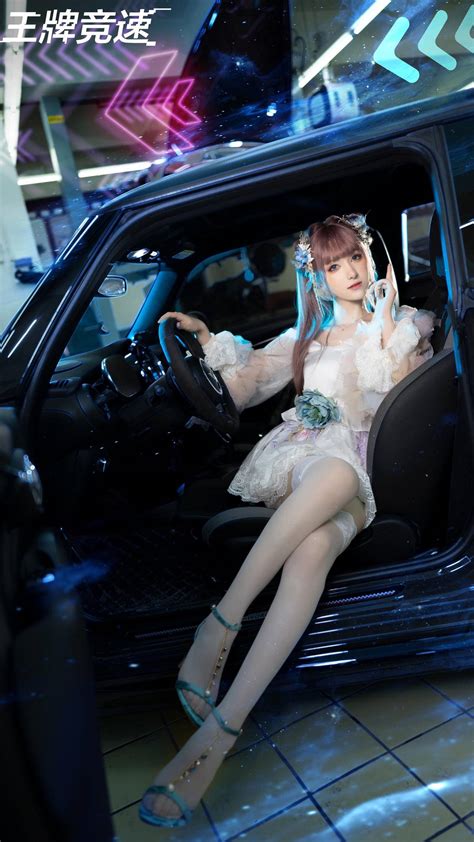 王牌竞速真人美女cosplay白色丝袜4k手机壁纸2160x3840 图片编号330799 壁纸网