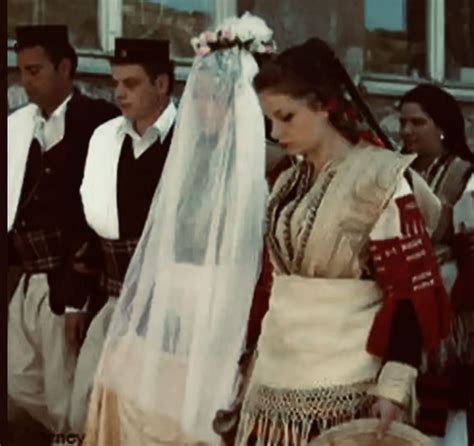 Pin By Alex Longo On Maco Clothing Line Eastern Europe Glamour Makeup Traditional Outfits