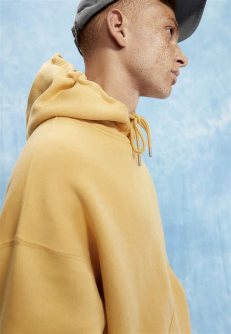 Tashi For Pullandbear Trend