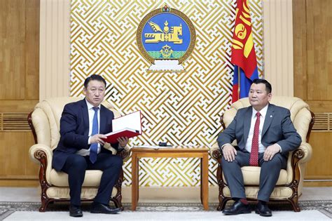 ГАЗРЫН ТУХАЙ ХУУЛЬД НЭМЭЛТ ӨӨРЧЛӨЛТ ОРУУЛАХ ТУХАЙ ХУУЛИЙН ТӨСЛИЙГ ӨРГӨН МЭДҮҮЛЛЭЭ