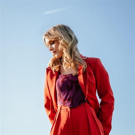 Pommelien Thijs Lyrics Songs And Albums Genius