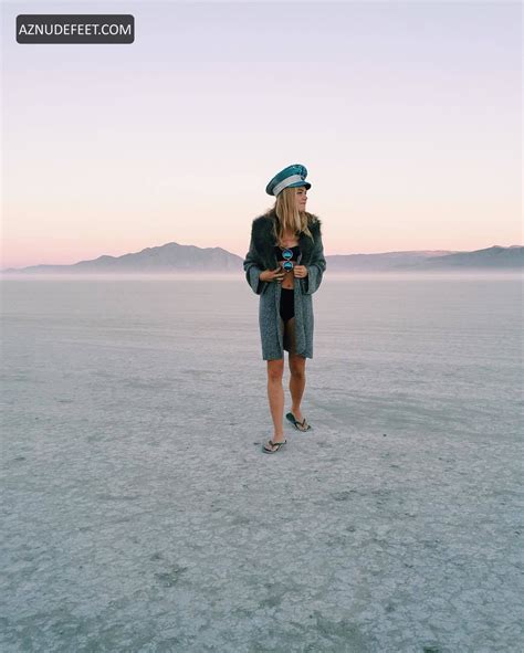 Julia Sandstrom Feet Aznudefeet