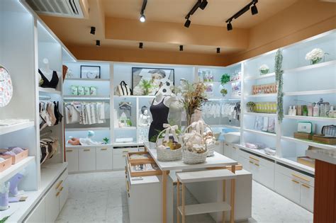 Цэцэр Цэцэрлэгийн хүүхдийн таних тэмдэг болон лого эмблем