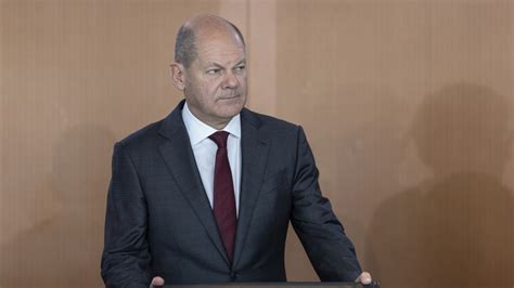 Шолц призова Русия да изключи възможността да използва ядрени оръжия Новини бг