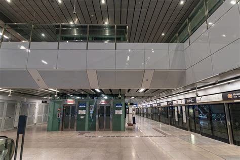 Maxwell Mrt Station Lift At Upper Platform Land Transport Guru
