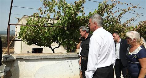 Премиерът Стефан Янев в Старосел Ще подпомогнем пострадалите при пожарите Profit Bg