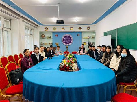 Дундговь аймгийн Дэлгэрцогт сумын Улаанбаатар хот дахь залуучуудын холбоо Ulaanbaatar