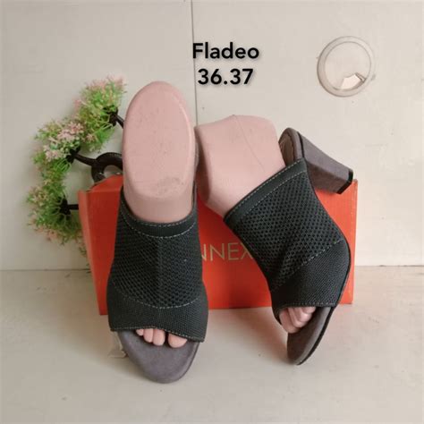 Jual Sepatu Sendal Abu Fladeo Shopee Indonesia