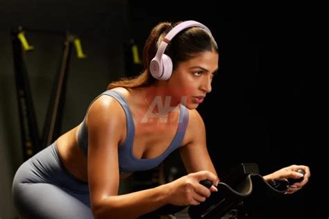 Massive Leak Reveals Image And Promo Video Of Apples Upcoming Beats Solo Buds Solo