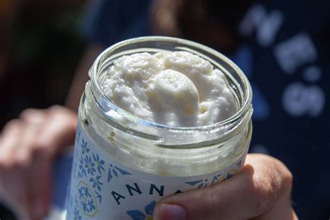 Bay Area Couple Quit Jobs To Start Annes Toum Garlic Sauce